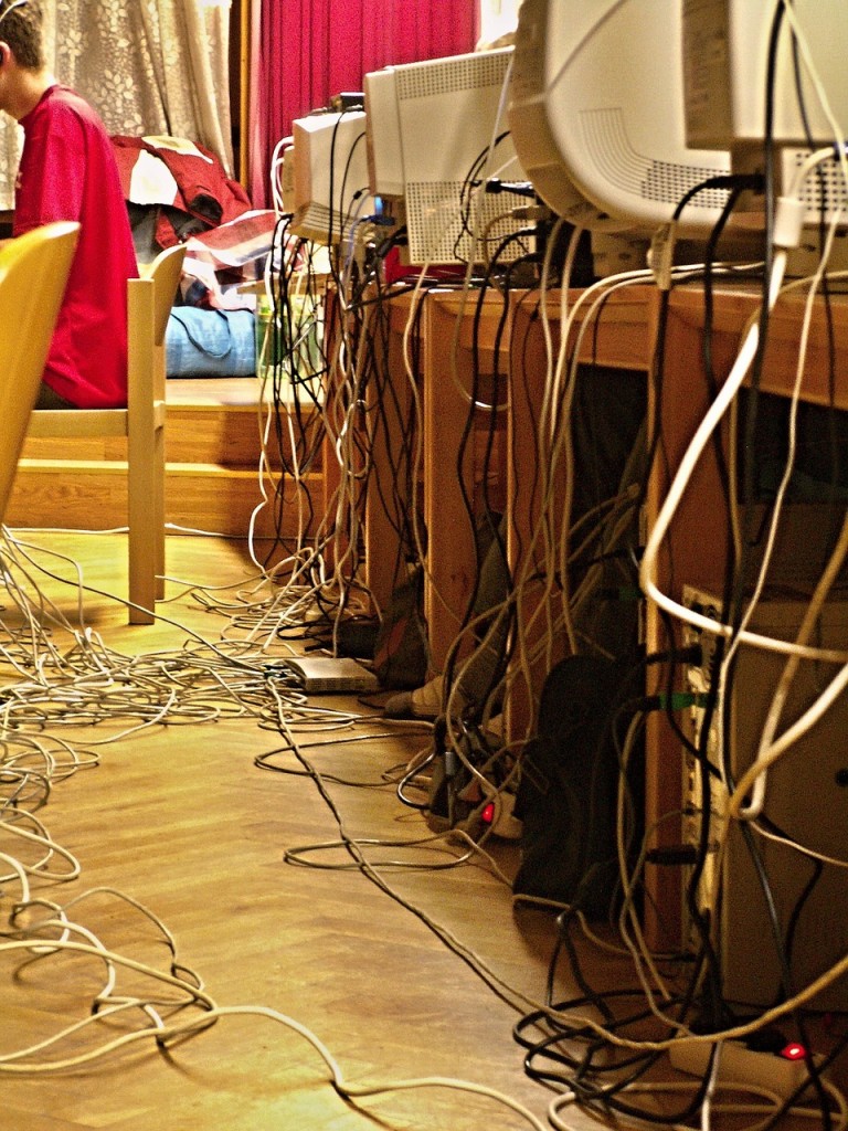 How To Use Extensions Leads Safely | Electek Services